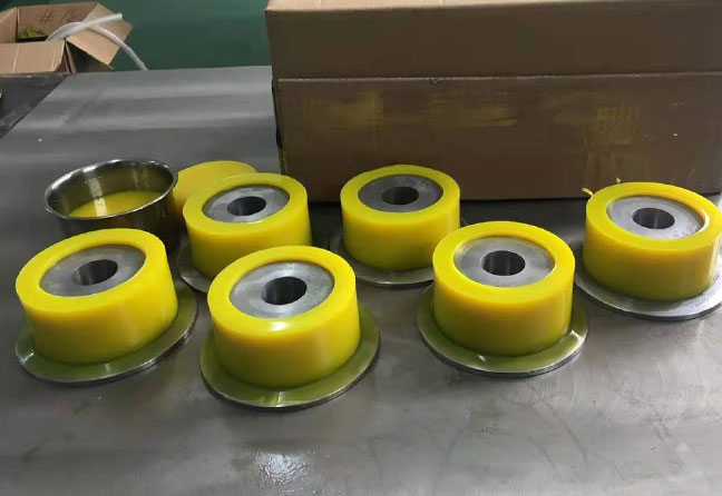 Polyurethane Hubbed Drive Rollers-